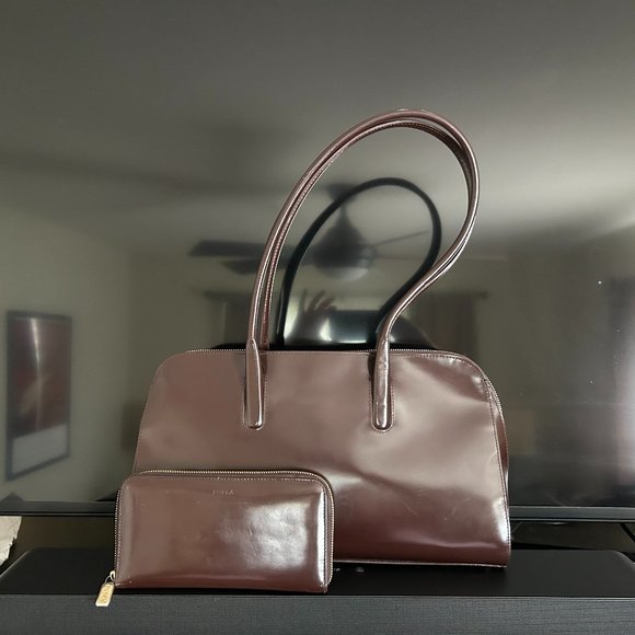 Furla | Bags | Furla Chocolate Brown Patent Leather Zipper Wallet Purse ...